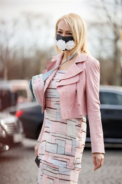 Face Mask Adverts Banned For Misleading Claims