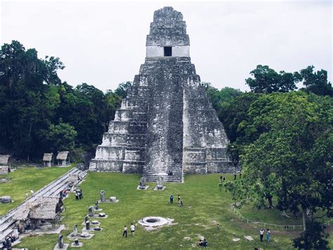 À la découverte des ruines de Tikal au coeur de la jungle Ulysses Travel