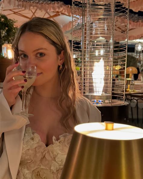 Graceeberle • Instagram Photos And Videos