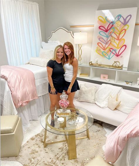 40 Insanely Cute College Dorm Room Ideas For Girls