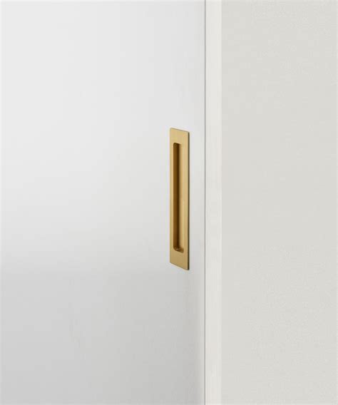 Rectangular Flush Pull Iver