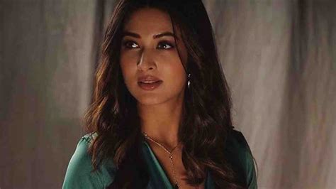 Vidisha Srivastava Shares Her Makeup Mantra Glamsham