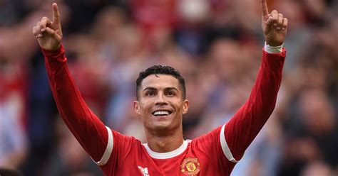 Sports Cristiano Ronaldo redevient le footballeur le mieux payé du