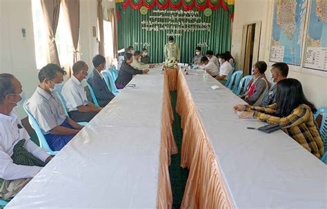 ရမ်းဗြဲမြို့နယ်၌ ကျေးရွာဖွံ့ဖြိုးရေးစီမံကိန်းဆောင်ရွက်မည့် ကျေးရွာများအားရန်ပုံငွေလွှဲပြောင