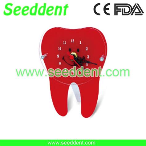 Tooth Shape Clock Red