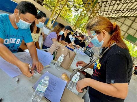 05 26 2021 Second Day Of Distribution Of Educational Financial