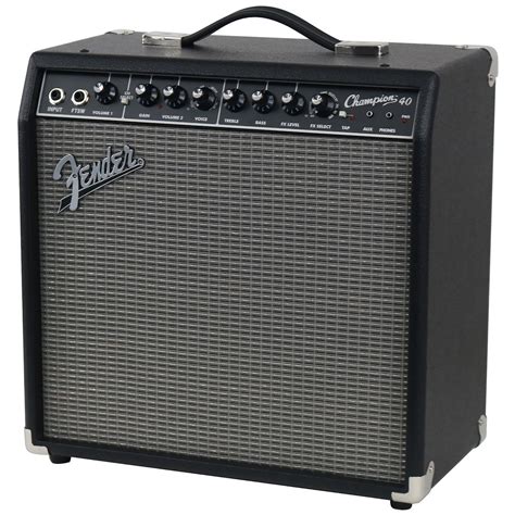 Fender Champion 40 Bax Music