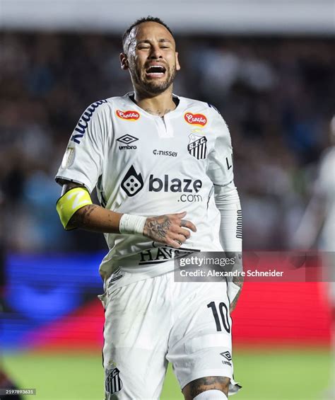 Neymar Of Santos Reacts During A Campeonato Paulista 2025 Match News