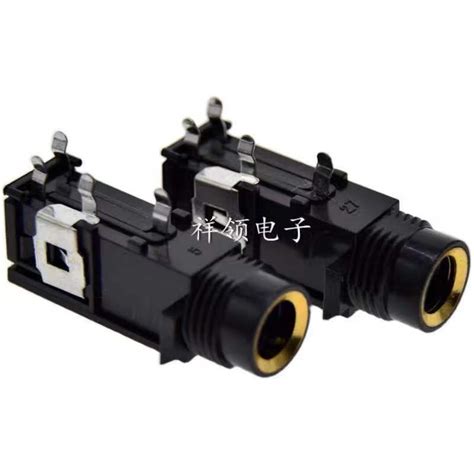 Side Four Feet Microphone Microphone Interface Copper Sleeve Gold Port Audio Jack Stereo Socket