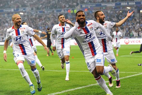 Foot PSG PSG OL Le Paris SG repart à l assaut de Lacazette Foot