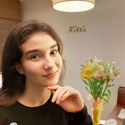 Asmr Twix Is A Japanese Social Media Star Who Has Gained Popularity