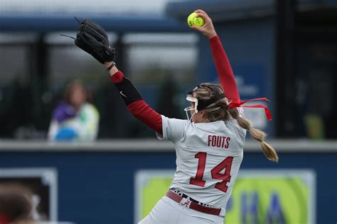 Montana Fouts Named Finalist For Usa Softball Player Of The Year