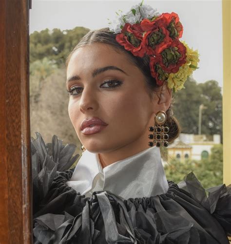 Bouquet Of 6 Casandra Flowers Materials For Headdresses