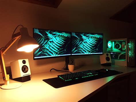 Clean Dual Monitor Setup Pcmasterrace