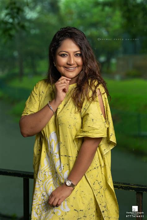 අවුරුදු 6කට පසු අපේ පවුලේ පස්දෙනාම එකතු වුණ දවස එකම රටක අපි ඔක්කොම