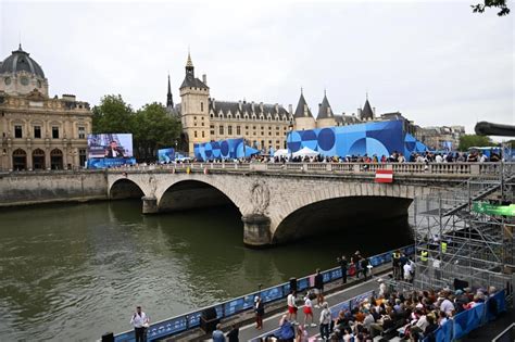 Трансляция церемонии открытия Олимпийских игр 2024 в Париже прямой эфир Maxim