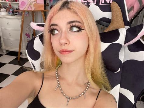 Iluvmeww Riluvmewwjade