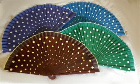 Abanicos Para Bodas De Colores Y Con Lunares De Color Detalles Y Bodas Chic Detalles Y Bodas Chic