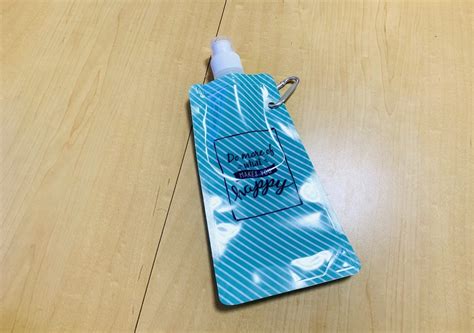 キャンドゥの100円携帯ドリンクパウチが夏にぴったり 凍らせるだけで Sirabee