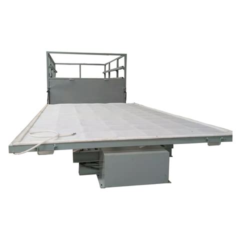МИНИ МАШИНА ЗА ЛАМИНИРАЊЕ НА СТАКЛО Bormax