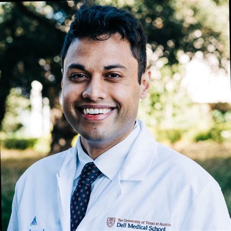 Romil Shah Orthopedic Surgery Resident The University Of Texas At
