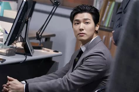 Profil Dan Biodata Kang Min Hyuk Pemeran Han Jun Kyung Di Drakor