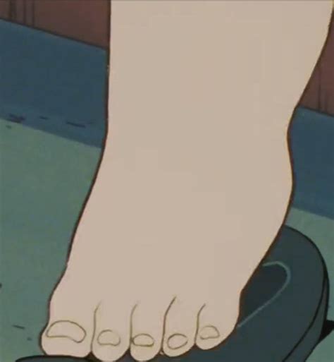 Close Shot Of Madokas Foot From Ep 18 By Arceusx98 On Deviantart
