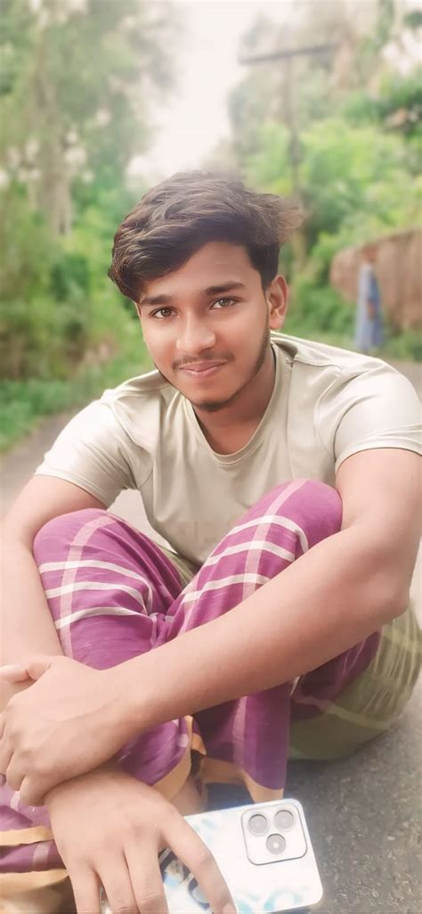ভালোবাসা সবার জন্য না