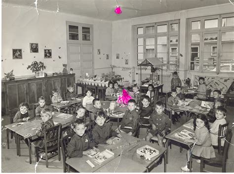 Photo De Classe Maternelle De 1967 Ecole Du Centre Copains Davant
