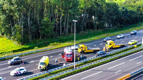 Verwarde Man Rent Over A1 Bij Wilp En Veroorzaakt Ongeluk