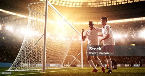 Intensive Fußballmoment Vor Dem Tor Auf Dem Profifußballstadion