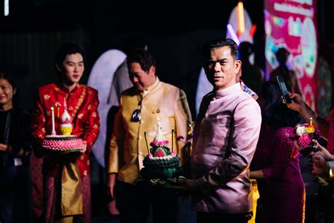 ลอยกระทง สานงานศิลป์ ศรีนครินทร์ ถิ่นวัฒนธรรม “งานวัด 4 ภาค”