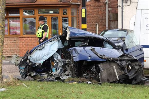 Man Critically Injured Live After Car Smashes Into Tree Birmingham Live