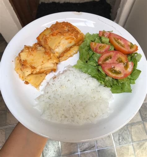 A imagem pode conter comida Almoços saudáveis Receitas de alimentação saudável Receitas
