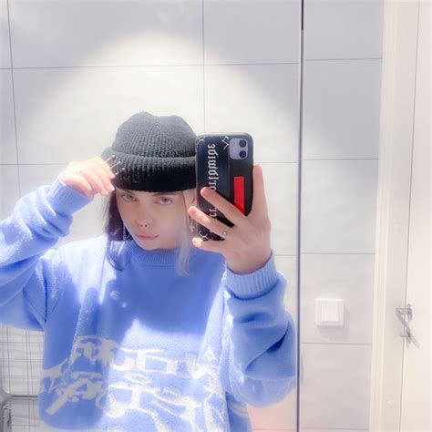 Drain Fashion Girl Beanie