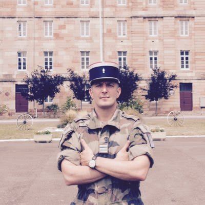 Chef de corps du 511e régiment du Train on Twitter Le régiment vous