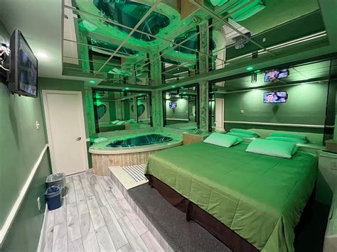 Gallery Motel