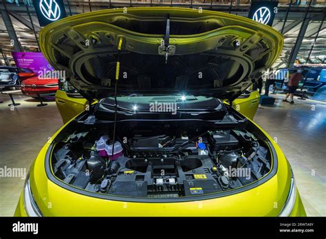 World Premiere Of The Purely Electrically Driven Suv Id4 This Marks