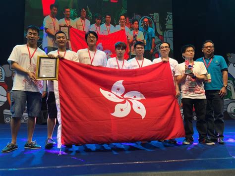 Rthk 香港電台 第十四屆《亞太廣播聯盟機械人大賽》戰況激烈，香港隊「科技大學—火之龍隊」先晉身八强打敗伊朗，再