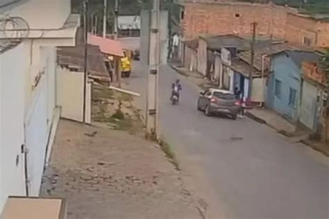 Vídeo policial militar é preso acusado de estuprar jovem na Bahia