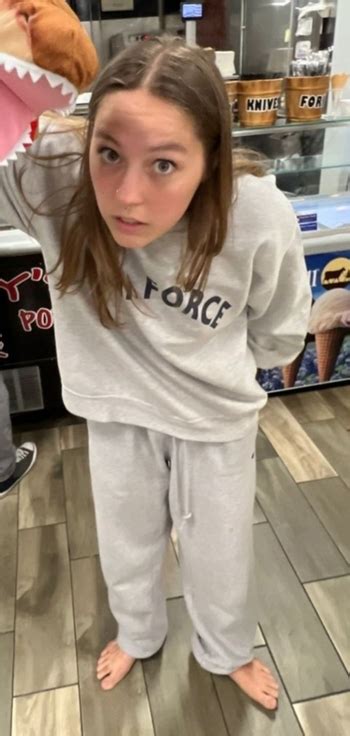 Peyton Coffee Feet Aznudefeet