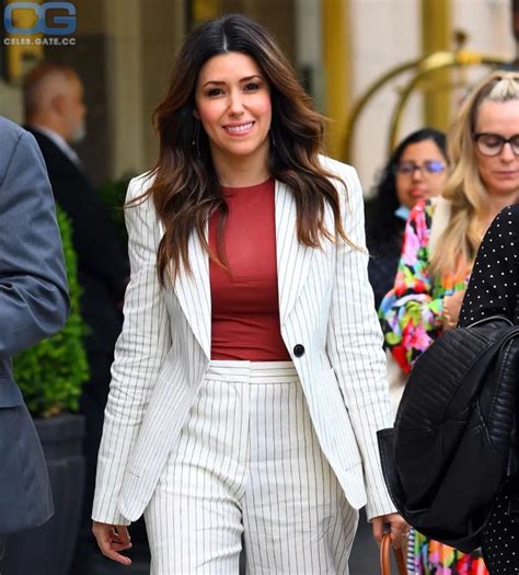 Camille Vasquez Nackt Nacktbilder Playboy Nacktfotos Fakes Oben Ohne