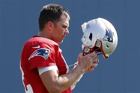 Patriots And Tom Brady Reportedly Agree To Contract Extension