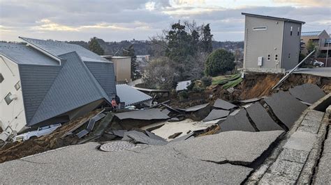 At Least Six Dead After Huge Earthquake Rocks Japan On New Year S Day