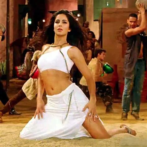 Katrina Kaif Showed Off Her Abs In ‘mashallah Song From ‘ek Tha Tiger