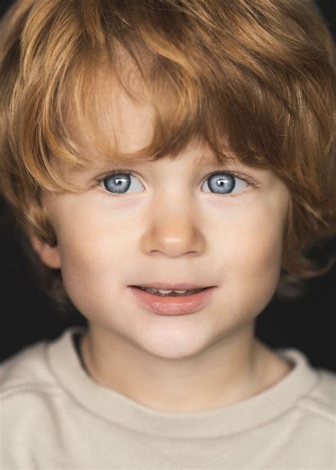 Riff The Model Booker