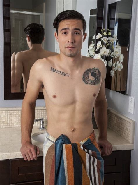 MODEL OF THE DAY FRANCO DURAN RANDY BLUE Daily Squirt