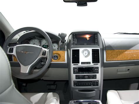 2010 Chrysler Town Country Review Pricing Pictures News 49 OFF