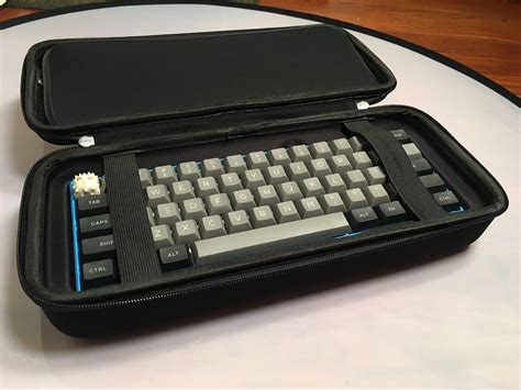 Hard Shell Carrying Case With Handle Fits All Standard 60 Keyboards