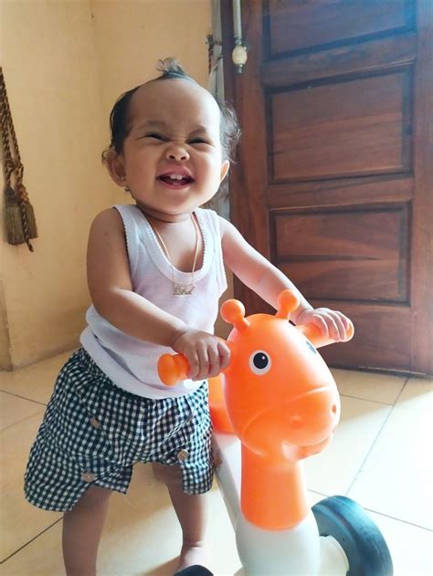 Main Sepeda Jerapah High Chair Decor Home Decor